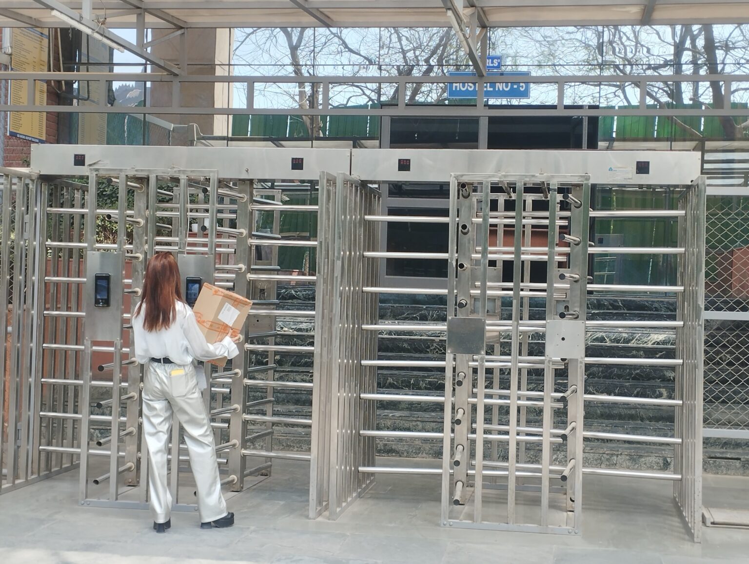 Full Height Security Turnstiles & Security Gate | Hom Automation